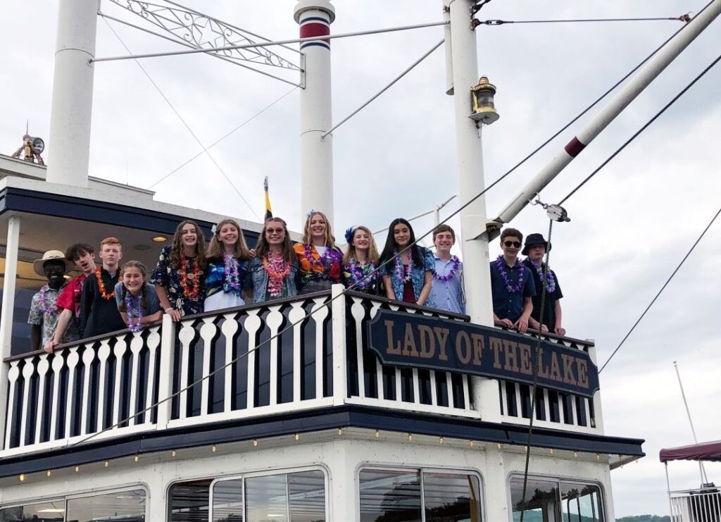 Friends & Family Events | Lake Geneva Cruise Line
